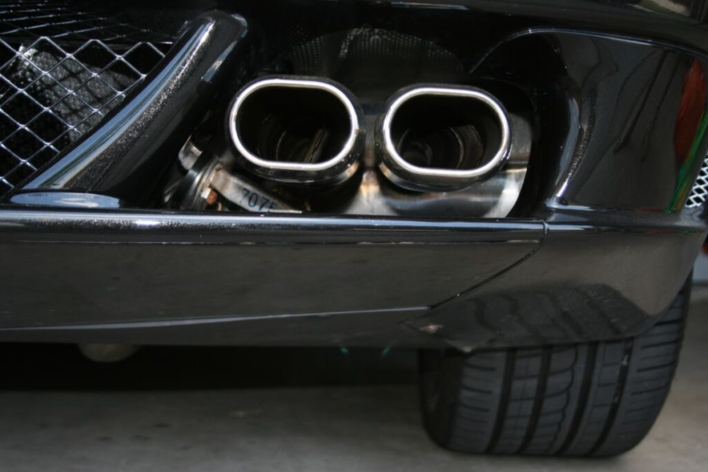 5 Different Types of Mufflers for Cars - Jalopy Talk