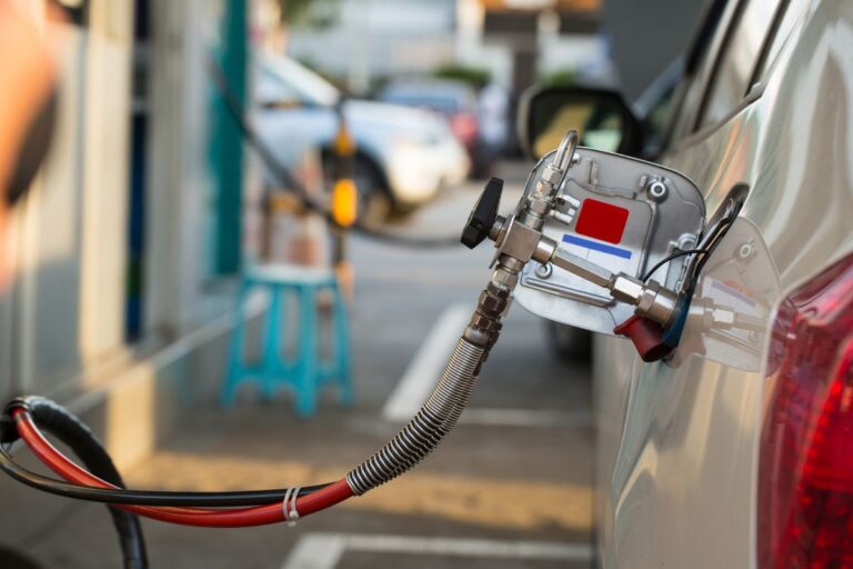 6 Different Types of Fuel for Cars - Jalopy Talk