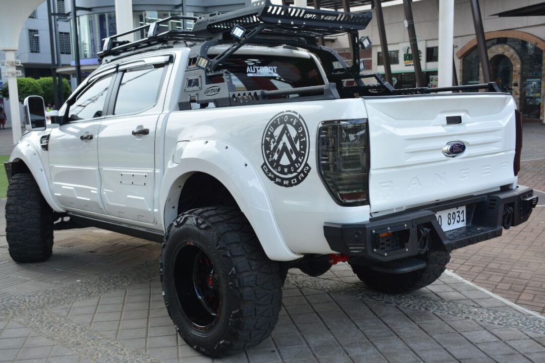 8 Different Types of Roll Bars for Trucks - Jalopy Talk
