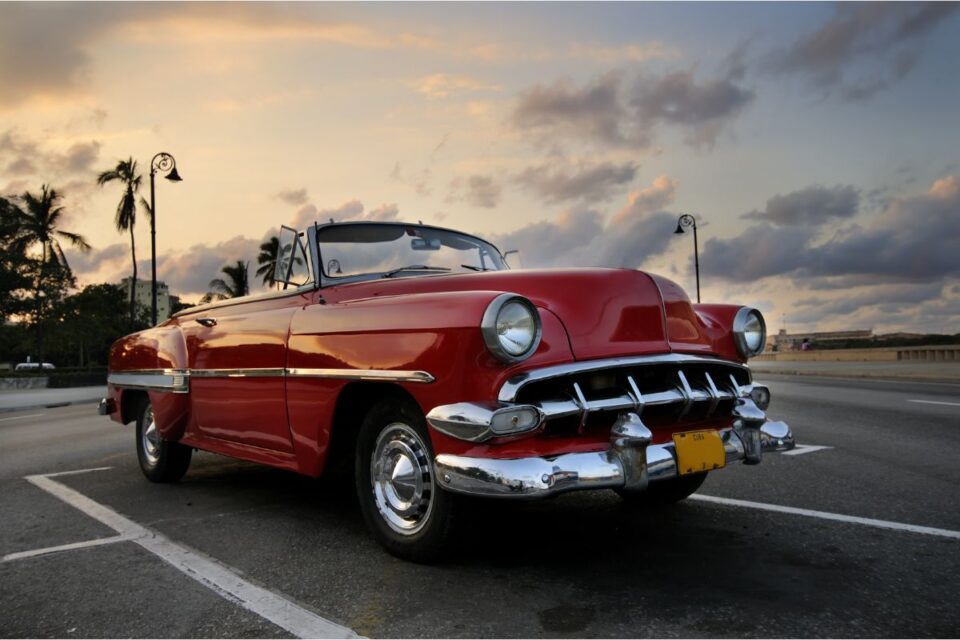 10 Most Attractive Car Colors - Jalopy Talk