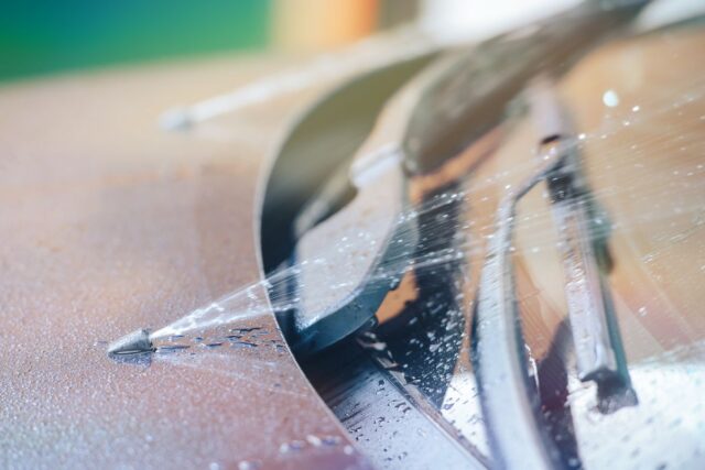 What is Windshield Wiper Fluid? What is it made of? - Jalopy Talk